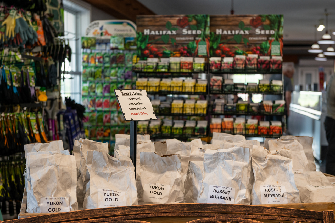 Market & Gift Shop - Jewell's Country Market